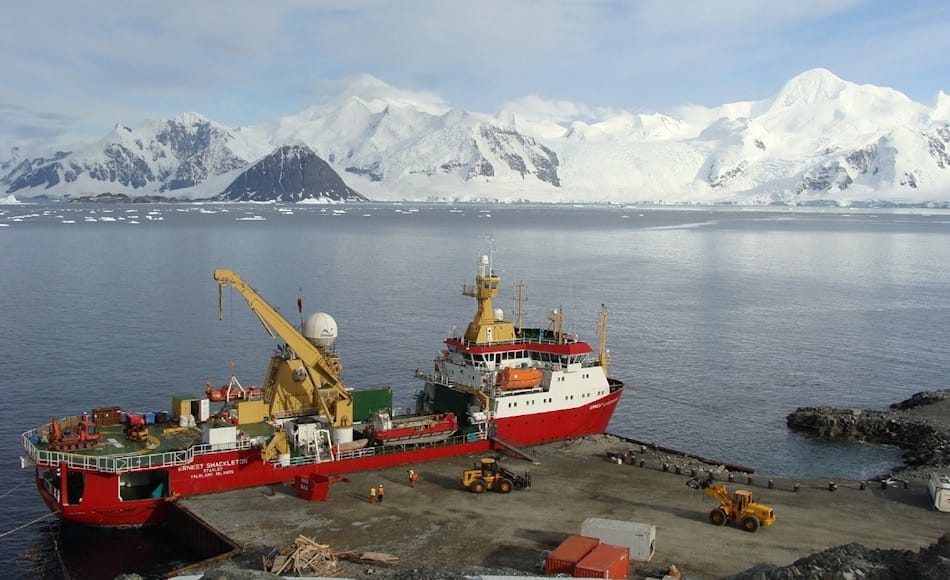Neues Anlegeplatz für britische Antarktisstation Rothera gestartet ...
